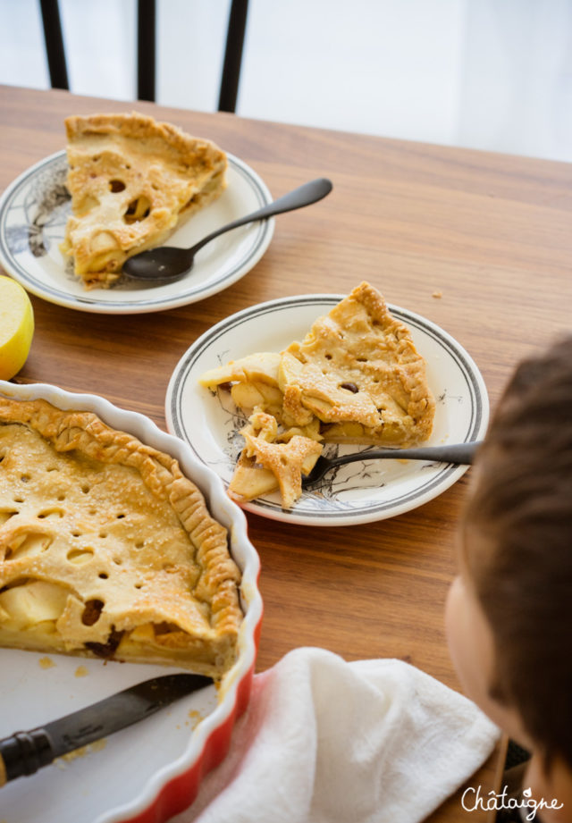 Apple pie [tourte aux pommes et raisins secs] - Blog de Châtaigne